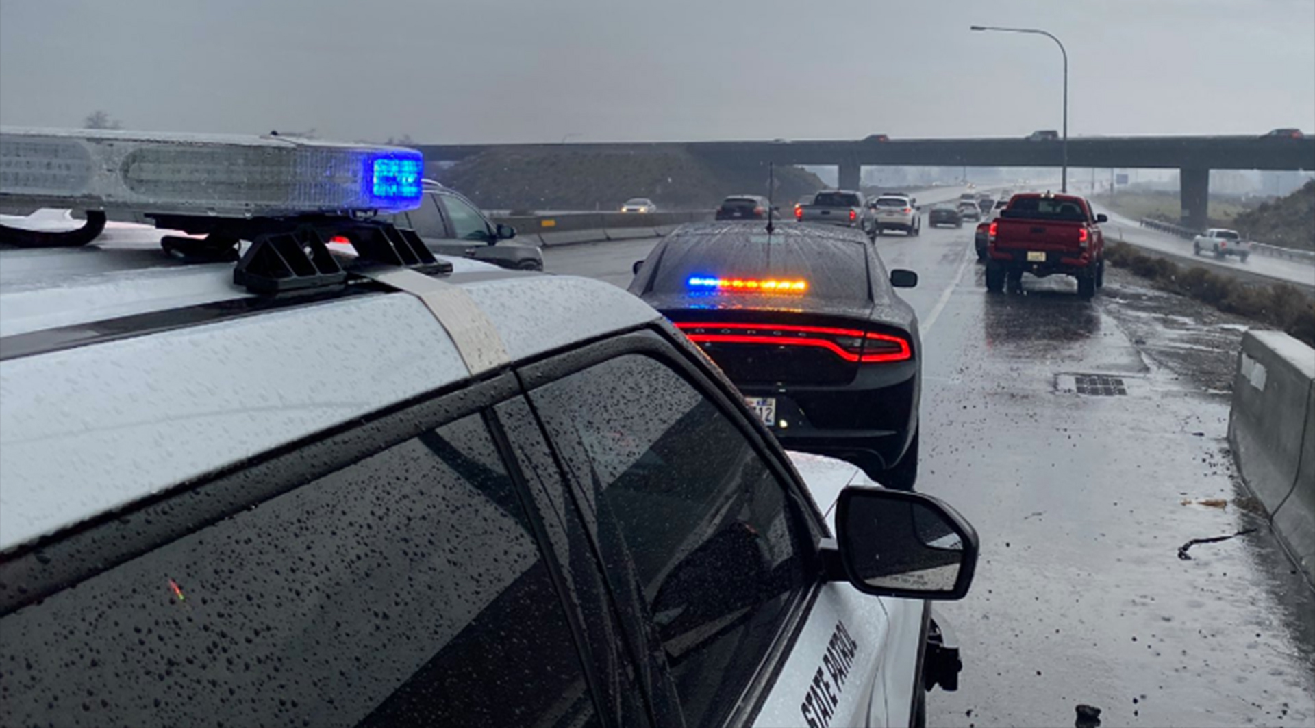 Heavy rain causing multiple crashes around the region | Fox 11 Tri ...